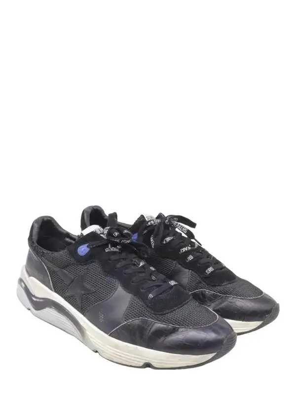 GOLDEN GOOSE Leather Star Appliqué Sneakers - Black