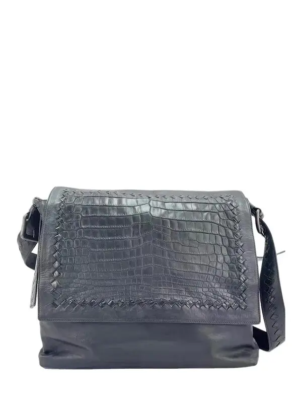 Bottega Veneta Croc-embossed Intrecciato Shoulder Bag - Black