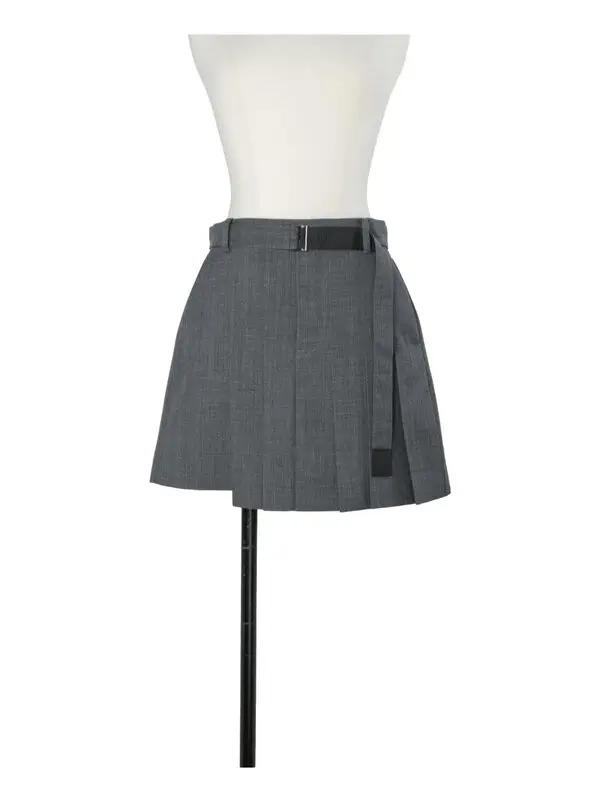 Sacai Belted Pleated Shorts - Grey