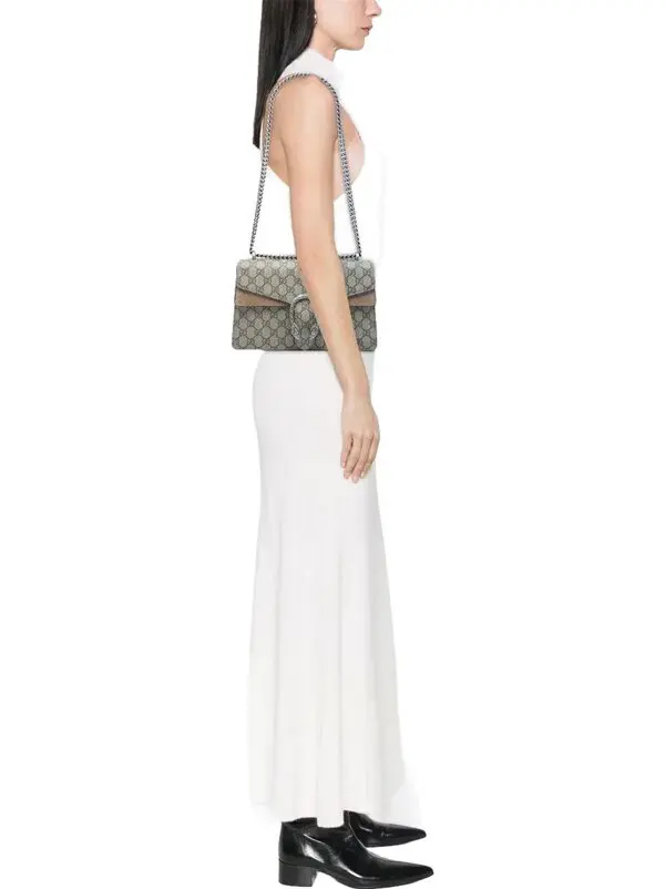 Gucci Medium Gg Supreme Dionysus Shoulder Bag - Neutrals