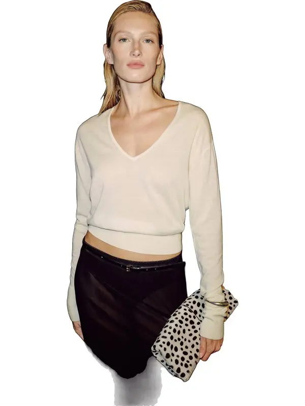 REFORMATION Micah V-neck Sweater Top - Ivory