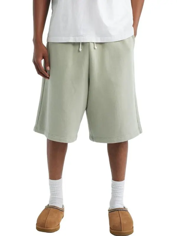 ELWOOD Core Big Sweat Shorts - Sage
