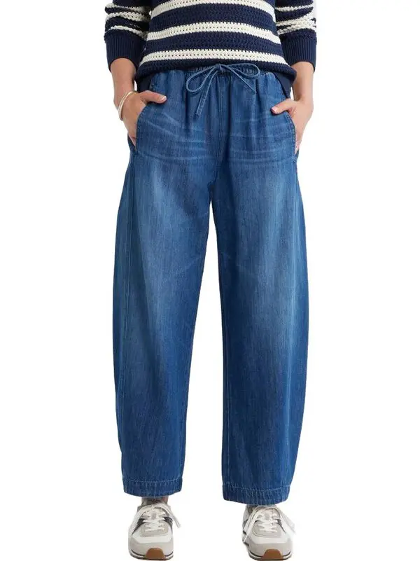 Caslon Pull-on Chambray Barrel Leg Pants - Medium Wash