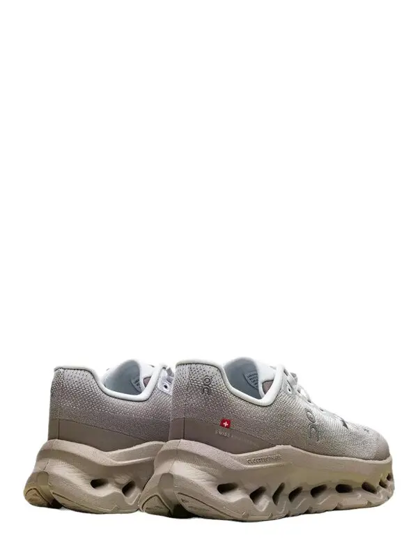 On Cloudtilt Sneakers - Neutrals