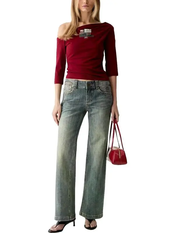 Miss Sixty Off-shoulder T-shirt With Logo Patch - Red