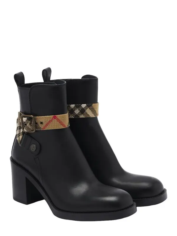Burberry Huntley Leather Ankle Boots - Black