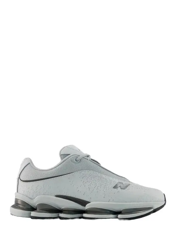 NEW BALANCE Athletic Trainers - Gray