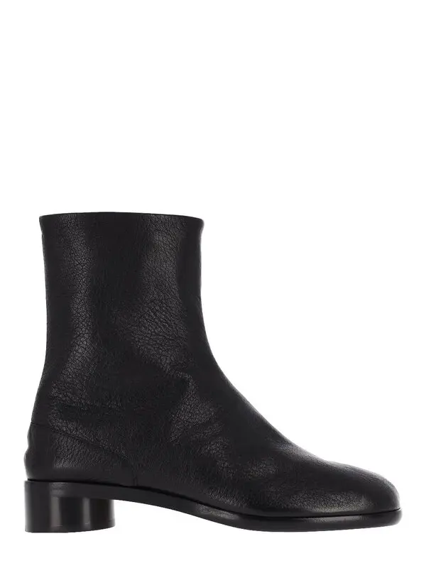 MAISON MARGIELA Leather Boots With Contrasting Trim - Black