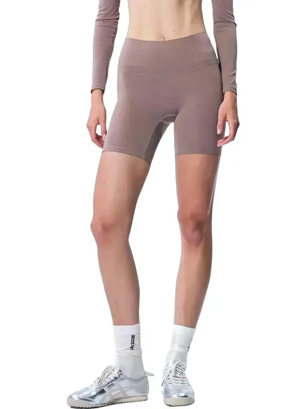 GOD SAVE QUEENS High-waisted Shorts - Brown