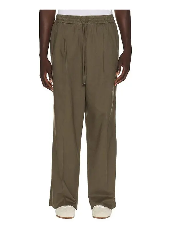 Fear Of God Pleat Front Drawstring Pant In Green - Moss