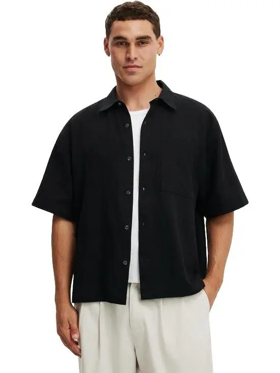 COTTON ON Boxy Fit Short Sleeve Shirt - Black