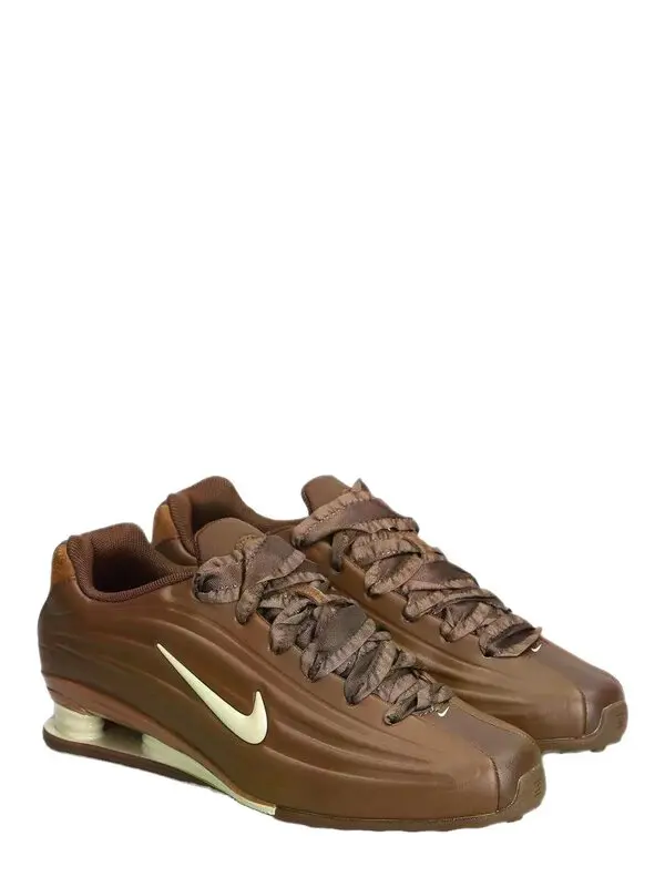 Nike Shox R4 Sneakers - Brown