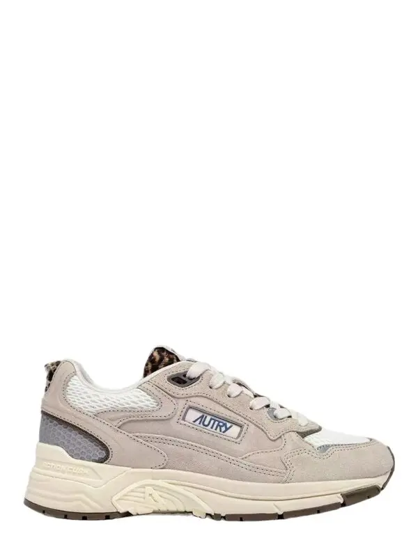 AUTRY Hyperway Leopard-print Panelled Sneakers - Neutrals