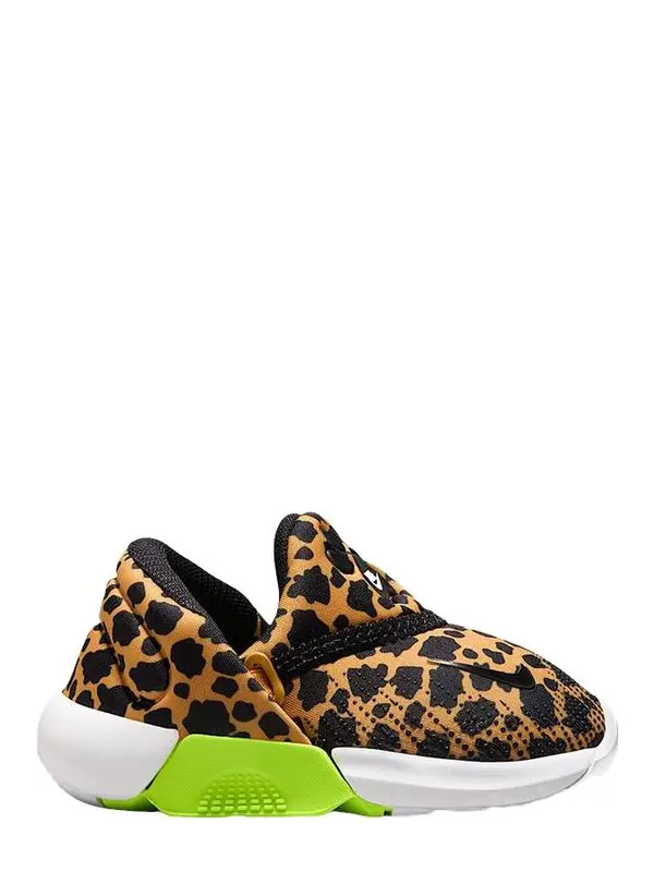 Nike Go Td Athletic Sneakers - Gold