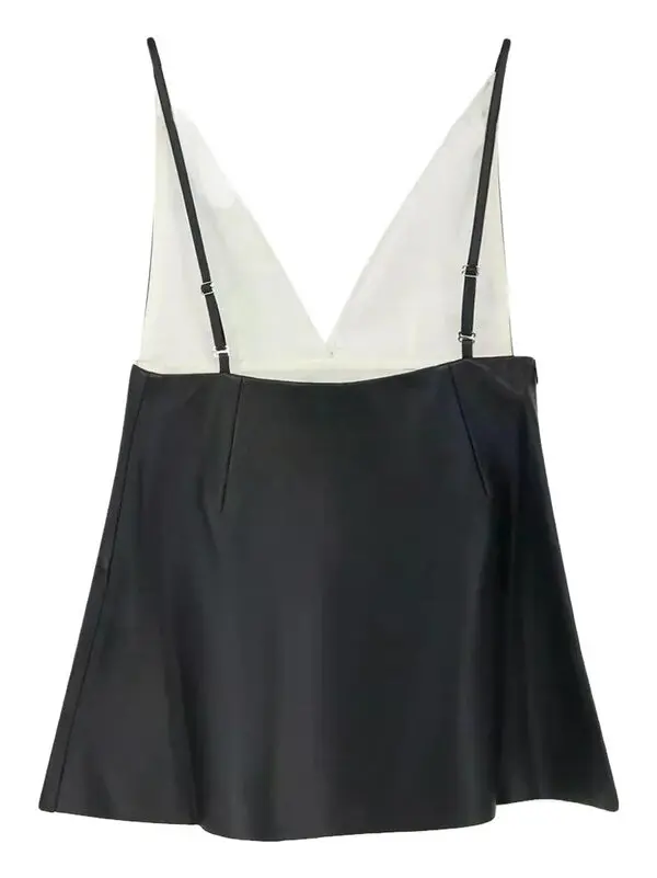 LAMRONS V-neck Peplum Top - Black