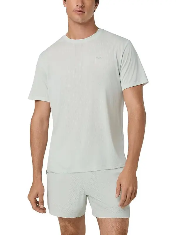 Vuori Strato Breath Short Sleeve Tee In Black - Breeze