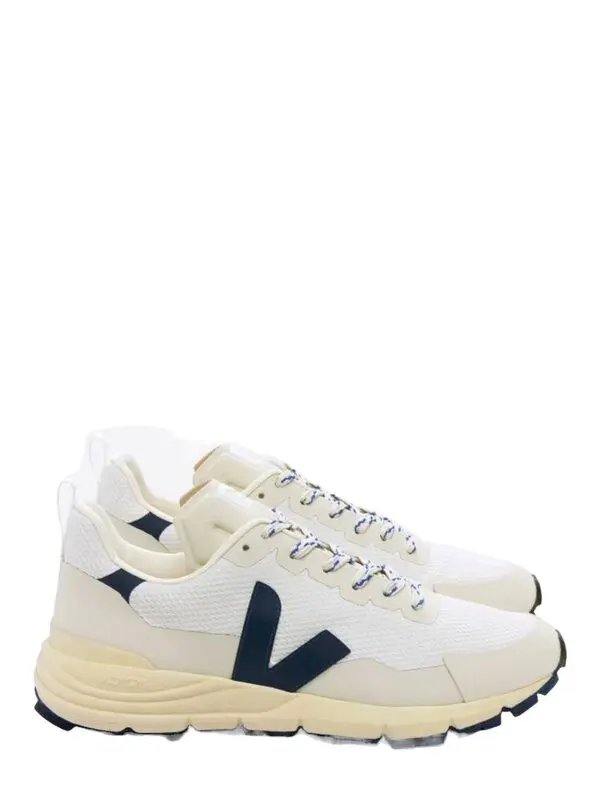 VEJA Logo Patch Lace-up Sneakers - White