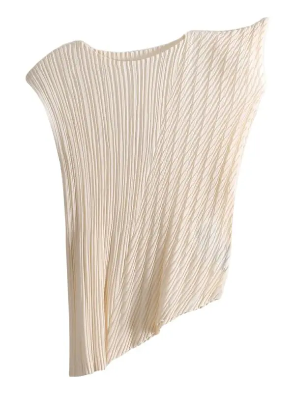 Issey Miyake Asymmetric Pleated Top - No