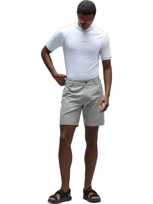 Oakley Baseline Hybrid 18” Shorts - Cement