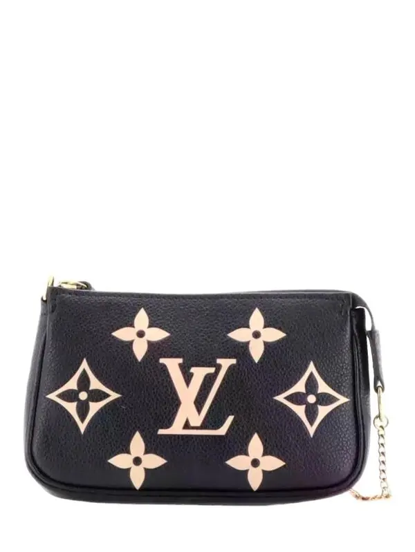 LOUIS VUITTON Pochette Accessoires Bag - Black
