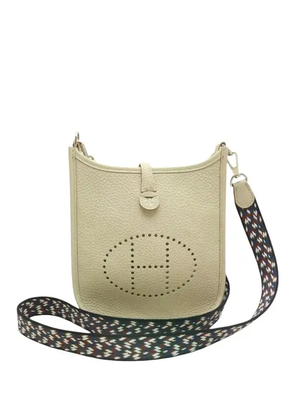 Hermès 2023 Clemence Evelyne I 16 Amazone Crossbody Bag - White