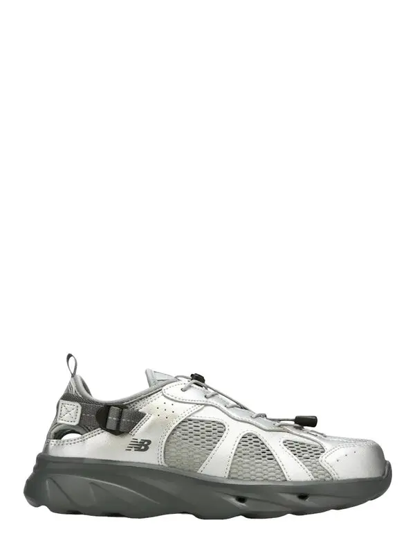 NEW BALANCE Kave Sandalin - Silver/grey