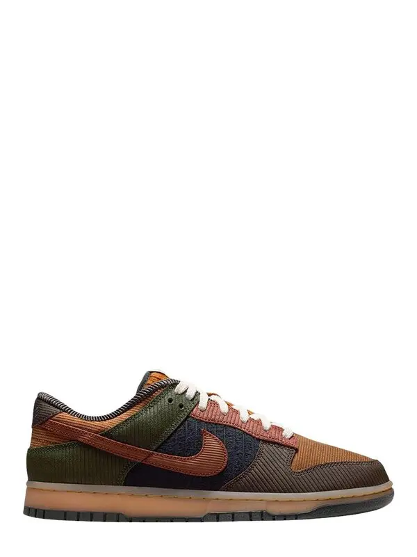 Nike Dunk Low Retro Premium Sneakers - Brown