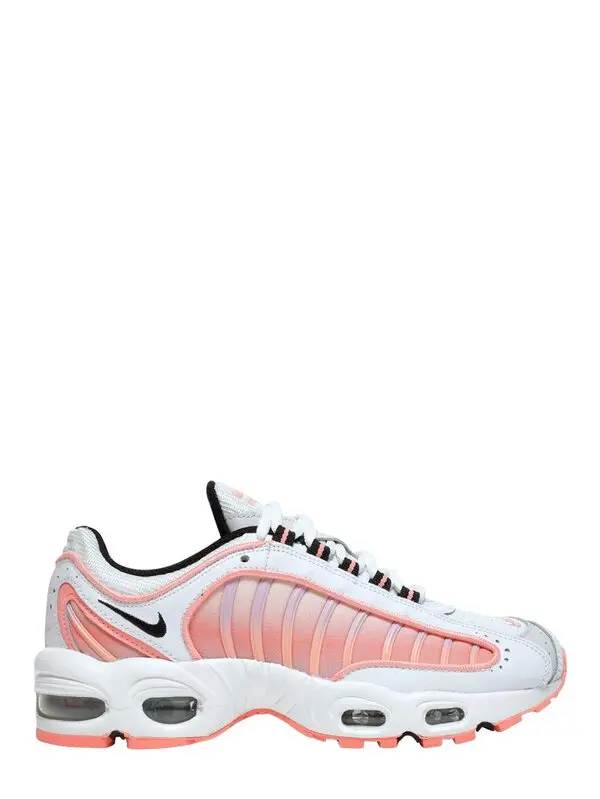 Nike Max Tailwind 4 Athletic Sneakers - Pink