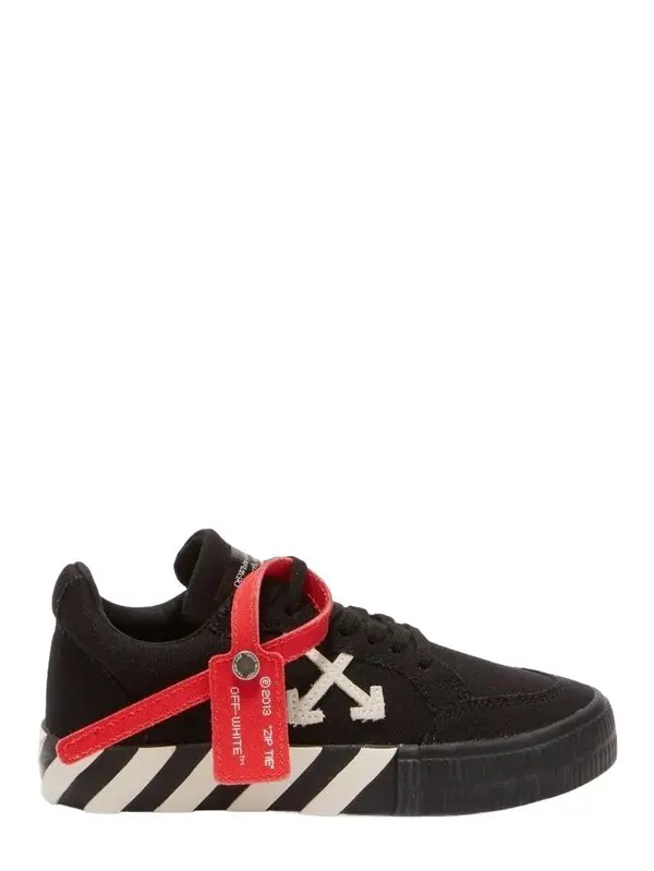 Off-White Vulcanized Low-top Sneakers With Arrow Motif - Black