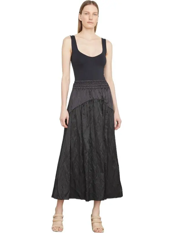 Vince Sleeveless Dress With Wrinkled Details - Black
