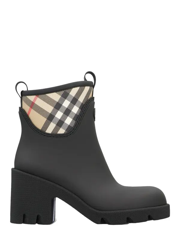 Burberry Chelsea Boots With Wide Heel And Sculpted Sole - Black