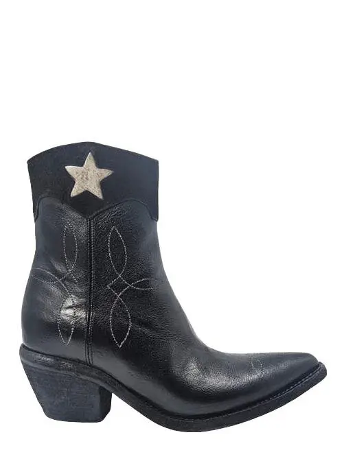 MADISON MAISON Star Motif Pointed Toe Ankle Boots - Black