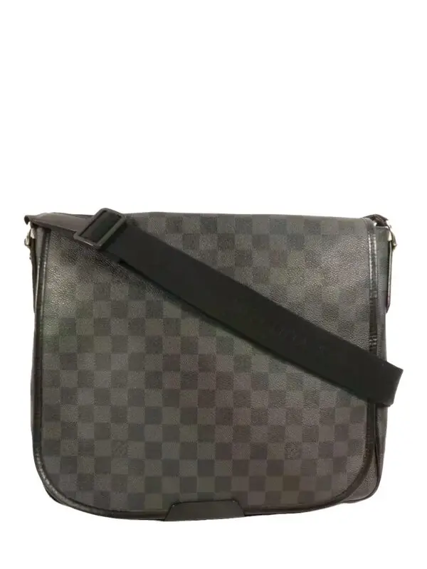 LOUIS VUITTON Damier Graphite Mm Daniel Shoulder Bag - Grey