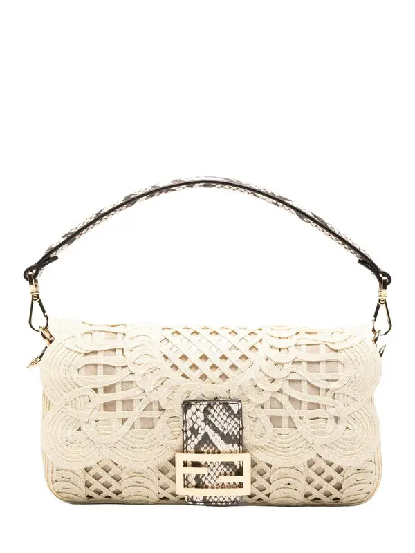 Fendi Baguette Shoulder Bag With Artisan Detailing - Beigerocci