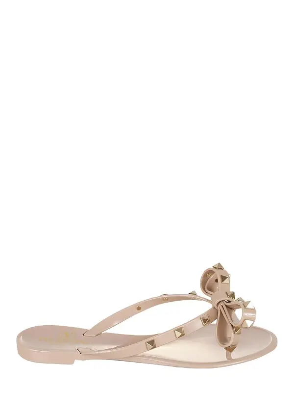 Valentino Garavani Rockstud Thong Sandals - Poudre