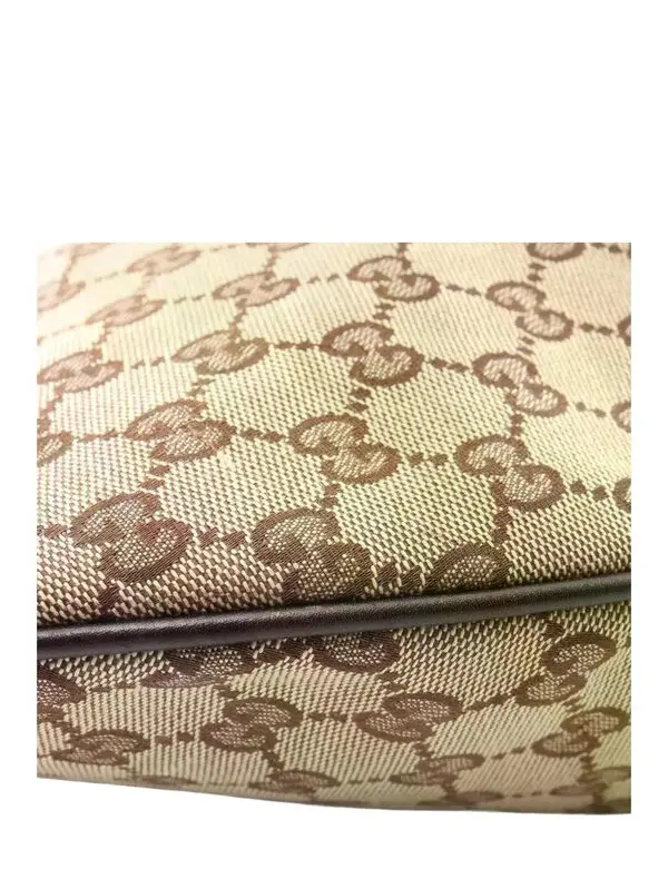 Gucci Gg Horsebit Shoulder Bag - Neutrals