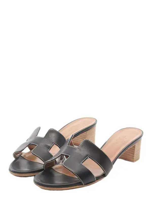 Hermès Calf Leather Oasis Mule Sandals - Black