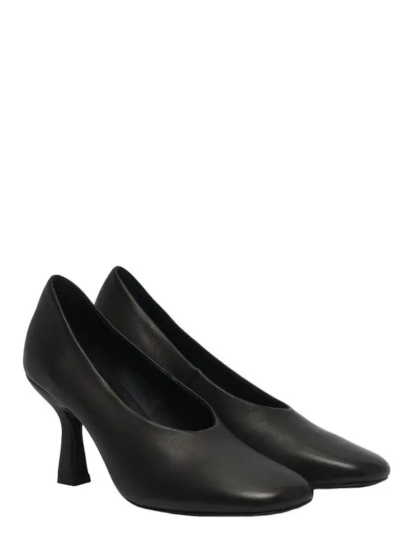 SOULIERS MARTINEZ Berlin Leather Pumps - Black