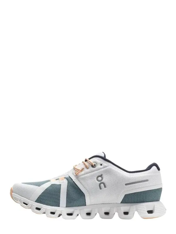 On Cloud 5 Sneakers - White/cobble