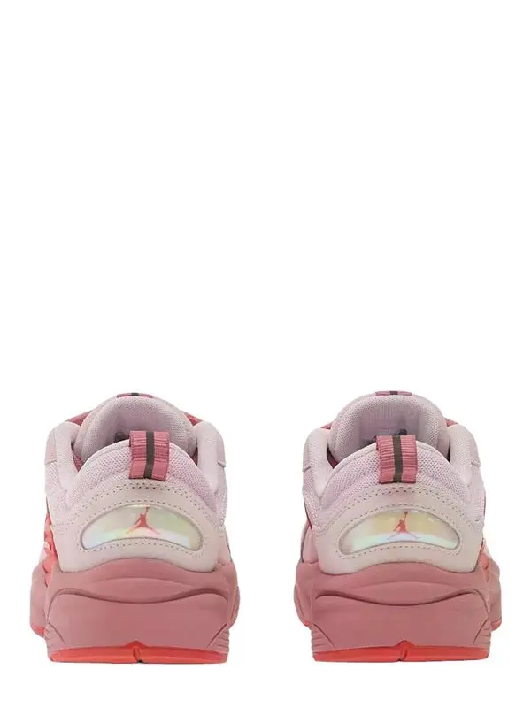 JORDAN Trunner O/s Sneakers - Pink