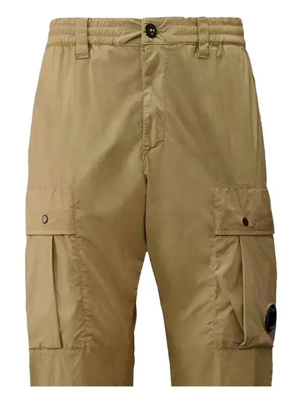 C.P. COMPANY Cargo Pants With Lens Detail - Green