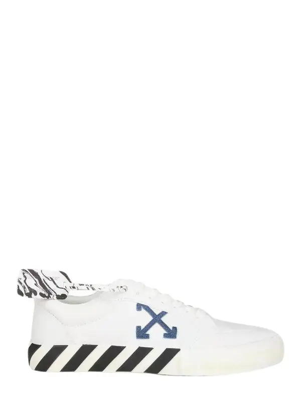 Off-White Vulcanized Arrow Sneakers - White