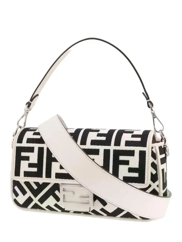 Fendi Baguette Logo-print Canvas Shoulder Bag - White