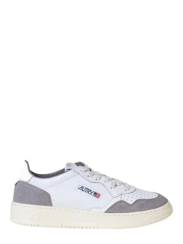 AUTRY Medalist Leather Low Top Sneakers - White/cement