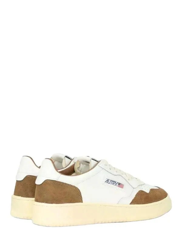 AUTRY Medalist Low Sneakers In Leather And Suede - White