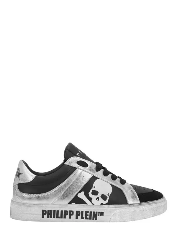 Philipp Plein Lace-up Sneakers With Skull Motif - Black