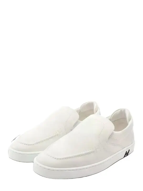 Hermès Off- Leather Round Toe Slip-on Sneakers - White