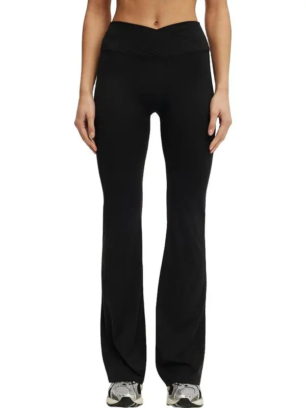 Cotton:on Active Ultra Luxe Cross Front Invisible Scrunch Flare - Black