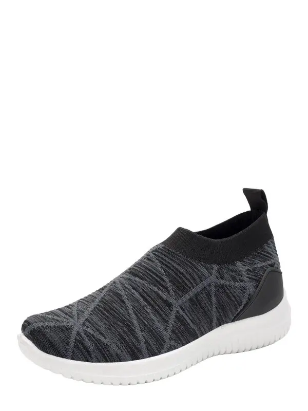 MIO MARINO Lightweight Geometric Knit Slip-on Sneakers - Black