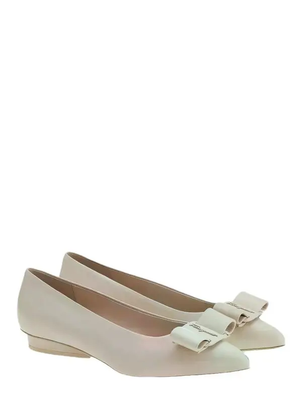 FERRAGAMO Vara Bow Detail Ballet Flats - Neutrals
